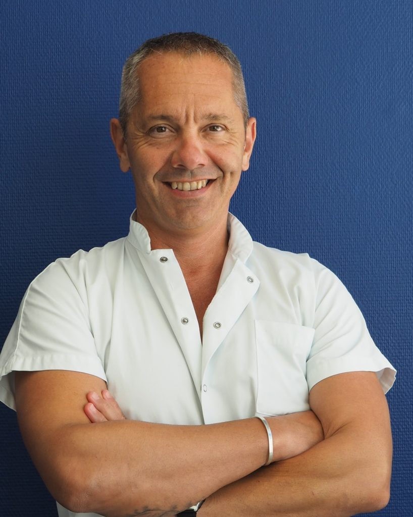 Philippe Parola – Le devoir de soigner – Paroles de Corse